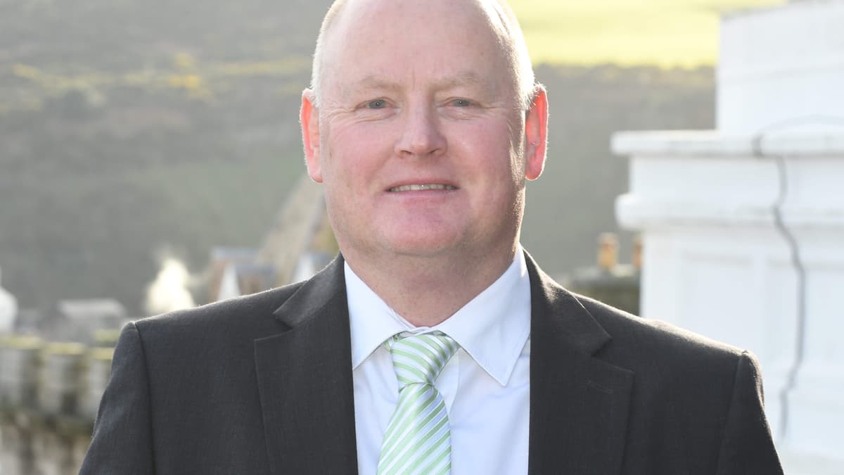 What do our politicians do during the summer recess? Rob Callister MHK ...