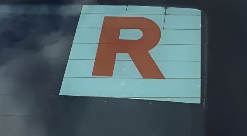 R-plate driver loses licence again after crashing into hedge | iomtoday ...