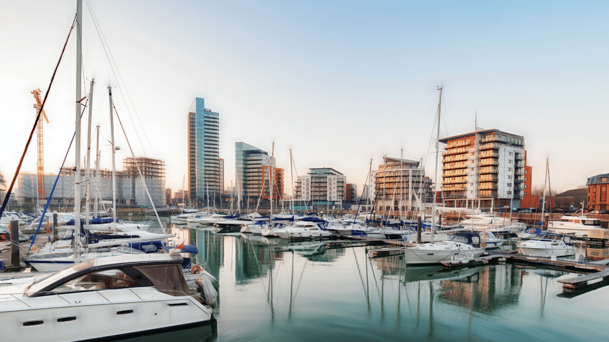 Loganair announces new flight service between Isle of Man and ...