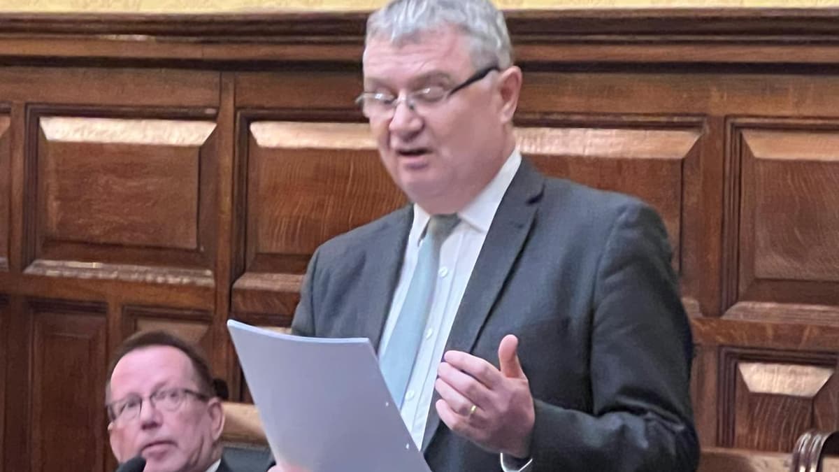Minister moves to reassure existing migrant workers over salary ...