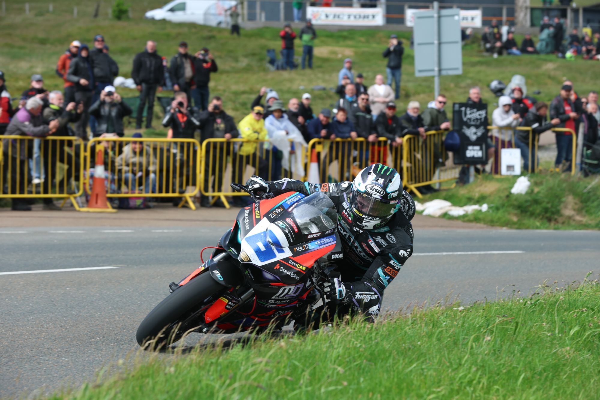 Isle of Man TT 2026: Michael Dunlop claims 34th win as he continues ...